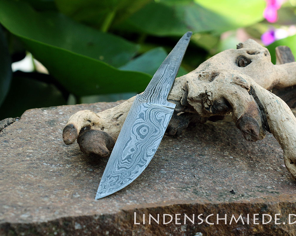 Damaststahl Messerklingen handgeschmiedet aus der Lindenschmiede