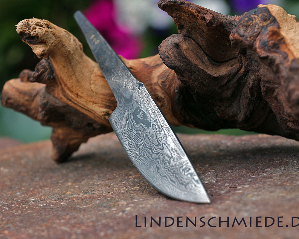 Damaststahl Messerklinge handgeschmiedet aus der Lindenschmiede
